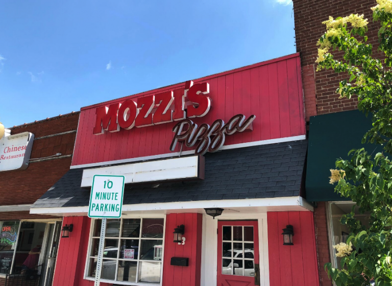 Mozzi’s Pizza Remains a Fortville Favorite 30 Years Later - Towne Post ...
