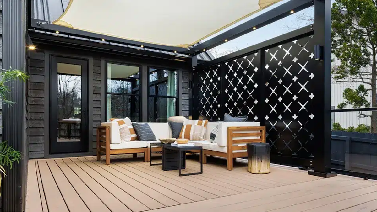 Creating Your Backyard Retreat With Custom Privacy Walls - Geist ...